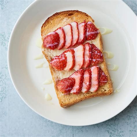 アンデルセン アンデルセンイギリスを楽しむレシピ いちごマリネのトースト🍓 バルサミコ酢でマリネしたいちごを Facebook