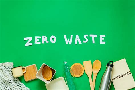 제로 폐기물 텍스트 문자 플랫 누워 재사용 가능한 유기 것들 깨끗한 현대 동향 0에 대한 스톡 사진 및 기타 이미지 0 가방 가정 생활 Istock