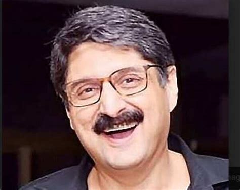 Salik Khans Instagram Twitter And Facebook On Idcrawl