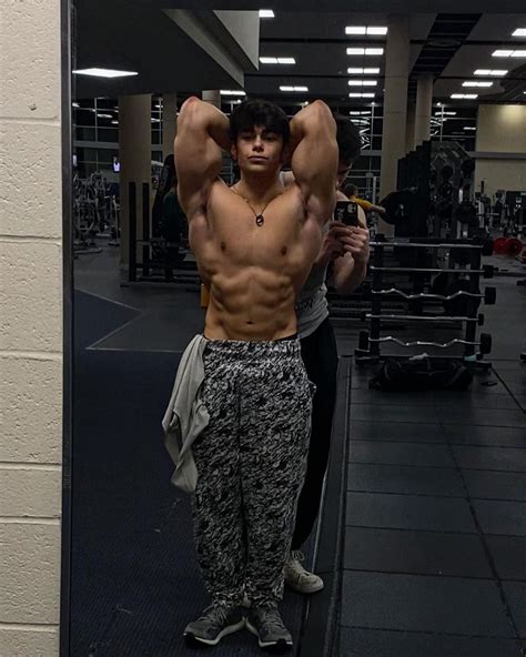 Malegayse Clarkkvnt Instagram Tiktok Male Appreciasian