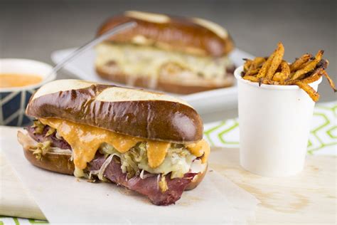 Foodista 5 Sexy Sandwiches To Wake Up Your Lunch