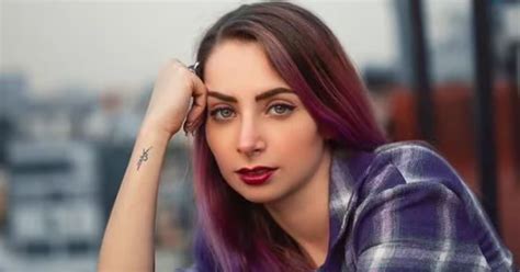 Yosstop Le Puso Su Apellido A Su Hija Antes Que El De Su Esposo Para