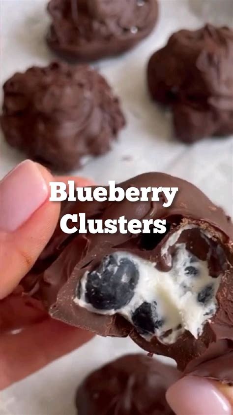 Blueberry Chocolate Clusters Karunas Veg Kitchen Fast Dessert