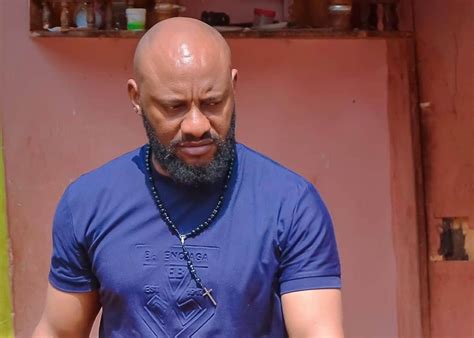 En Plein Divorce Yul Edochie Fait Les éloges De Son Père Pete Edochie
