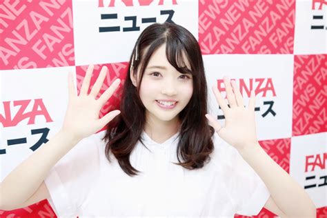 新人av女優･二葉エマ人生初インタビュー【前編】アイポケの新星は149cmのfカップ！全細胞が性感帯で喘ぎ声は美爆音！page 3