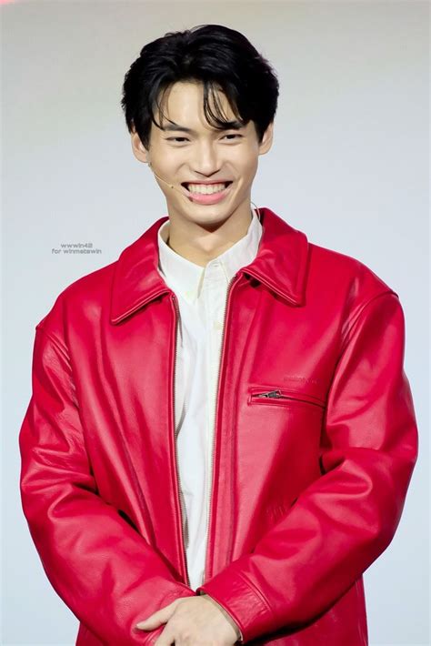 Wearing Red Asian Actors Red Leather Jacket How To Wear Jackets