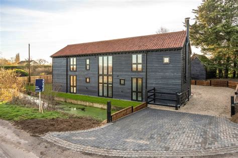 4 Bedrooms House For Sale In Radwinter Nr Saffron Walden Essex Mullucks