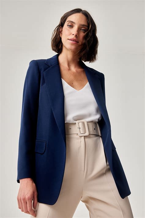Pin By Thainara Lima Consultoria De I On Estilo Elegante Formal Blazer Outfits Work Outfit