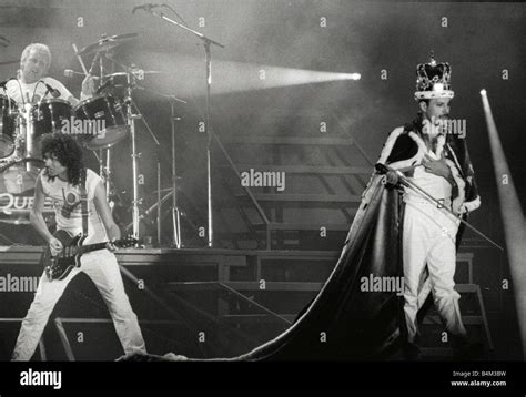 Queen Rock Group Freddie Mercury Brian May John Deacon Roger Taylor