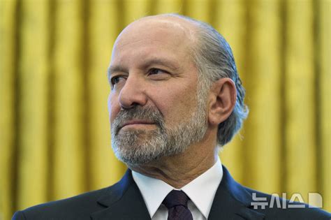 러트닉 美상무 1개 국가와 협상 완료…승인 기다리는 중