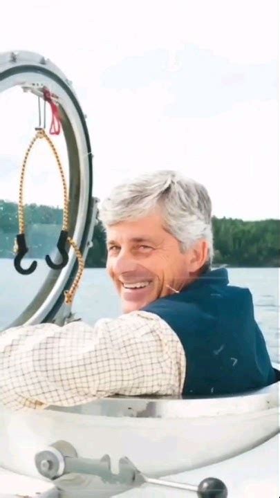 غواصة تيتان؟ Youtube