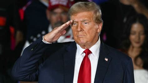 The Facts Behind Claim Trump Called Fallen Us Soldiers Suckers And