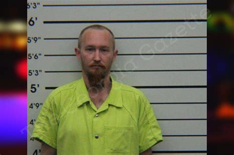 Lloyd Nesbit — Turner County Jail Bookings
