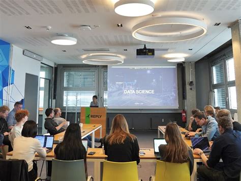 Datascience Trends Innovation Teamwork Workplace Trendanalysis