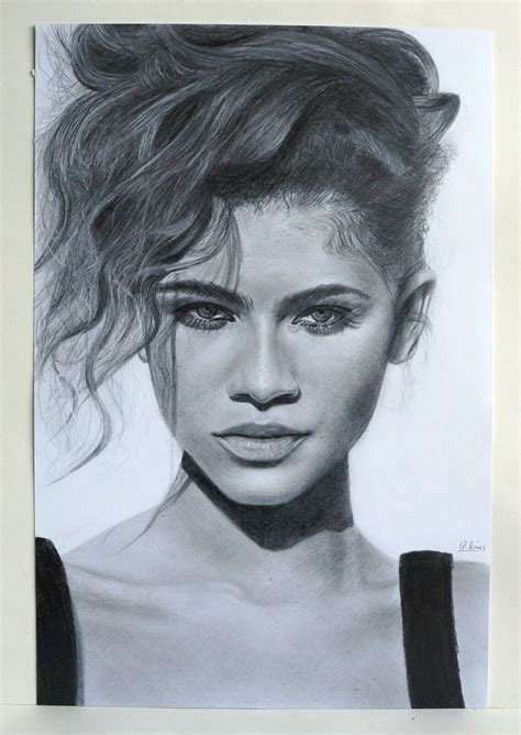 10 X 15 Inch Original Portrait Of Zendaya Pencil Drawing Ebay