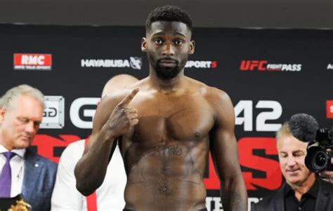 A quelques jours de son premier combat en PFL Cédric Doumbé est forfait