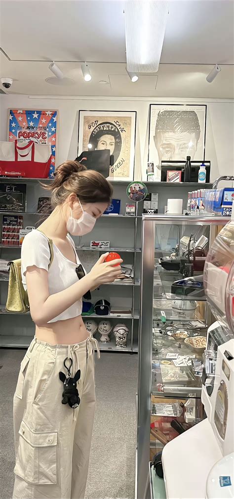 女生壁纸 高清图片，堆糖，美图壁纸兴趣社区