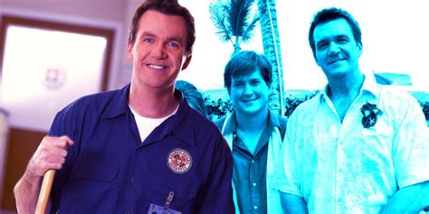 Scrubs The 2 Promises Bill Lawrence Made For Neil Flynns Janitor