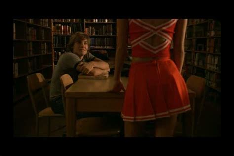 Naked Kaley Cuoco In The Hollow