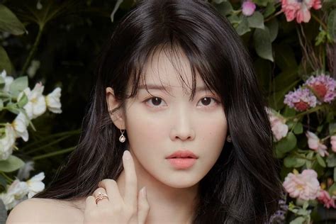 Iu Turns Down Offer For New Drama By “my Love From The Star” And “crash
