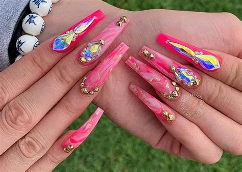 23 Amazing Pointed Nails For Inspiration Polish And Pearls