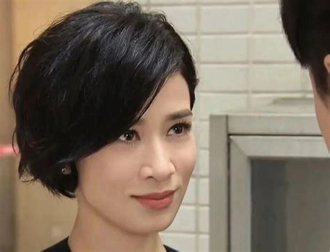 看了她和刘亦菲才知道，下半张脸才是演员能否爆红的关键？ 知乎