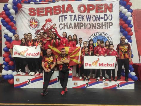 6 златни 4 сребрени 10 бронзени медали Миа Танеска пехар за најдобра