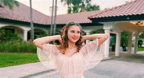 Karolina Protsenko And Nine Year Old Violinist Emily Minko Filled The