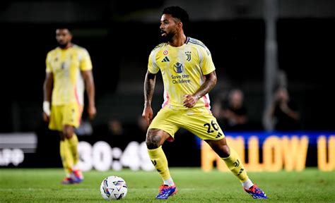 Juve Turci Douglas Luiz Ha Dei Problemi Di Ambientamento