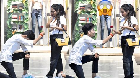 Romantic Proposing Prank On Cute Girls 😘 Epic Reaction 😂 Classy