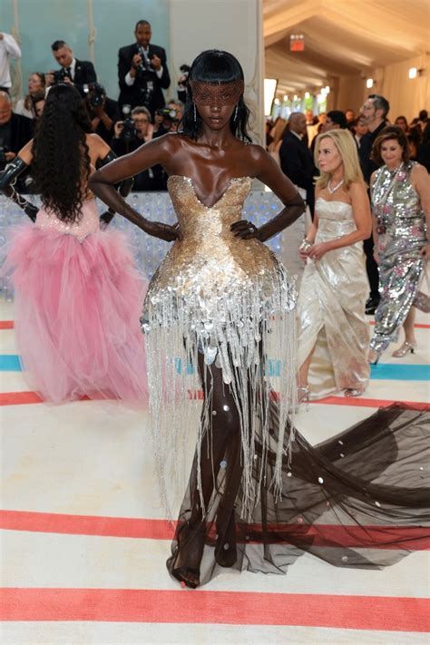 Met Gala 2023 Peores Y Mejores Vestidos De Alfombra Roja En Vivo Y