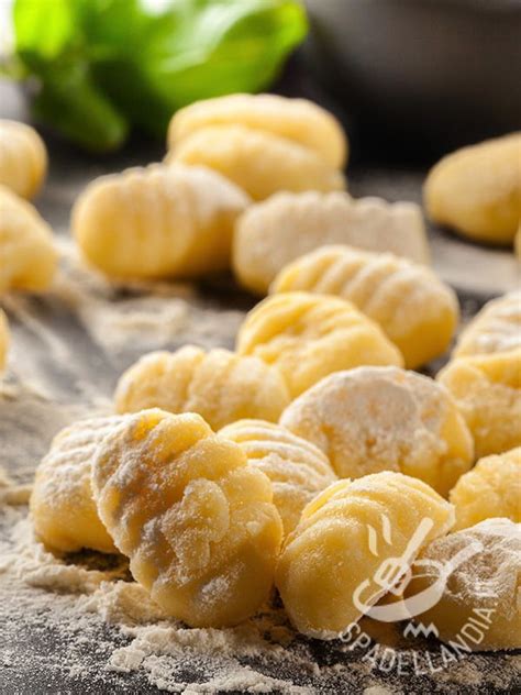 Gnocchi Di Patate Senza Uova Spadellandiait