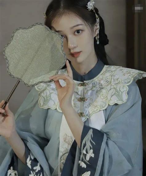 复旦校花冯琳给自己“留后路”，若不能实现主持梦，将准备考编制 知乎