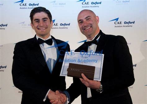 Cae Oxford Aviation Academy Оксфордская академия авиации Оксфорд