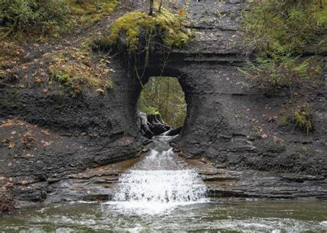 Hole In The Wall Vancouver Island Bucket List