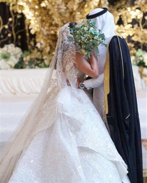 Pin By Adil Azeem On Arab Couple Wedding Dress Sketches Wedding