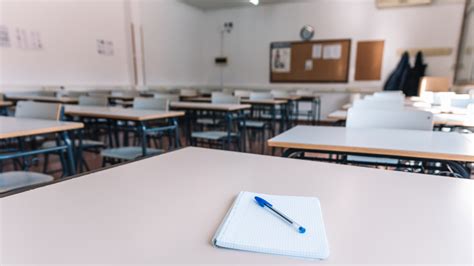 Teacher Arrested For Peeing In Classroom Exposing Himself To Students