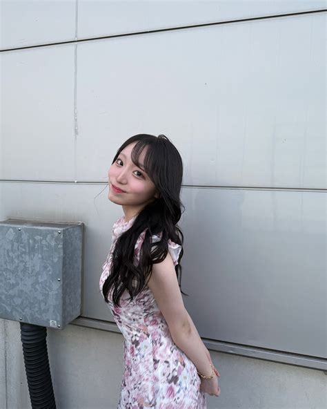 ミス慶應no3 北川智子 昨日の余韻がまだ抜けず、本番直前の写真を投稿しちゃいます 見たよ〜とか、堂々としてたねなど沢山コメントありがとうございました💖 数秒なのにコケちゃったらとか