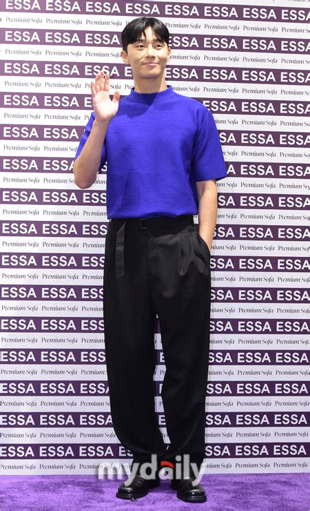 「photoソウル」パク・ソジュン、さわやかな笑顔であいさつソファブランドのオープンイベントに出席 K Pop、韓国エンタメニュース