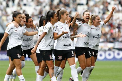 Corinthians Lidera O Ranking De Futebol Feminino Da Cbf Pelo Quarto Ano