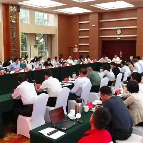 市科学研究和技术服务业产业链工作推进会召开科技市人大常委会会议