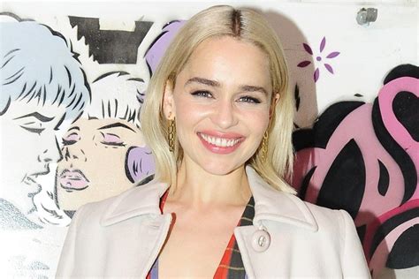 Emilia Clarke Just Debuted A Brand New Bob Blonde Bob Haircut Short