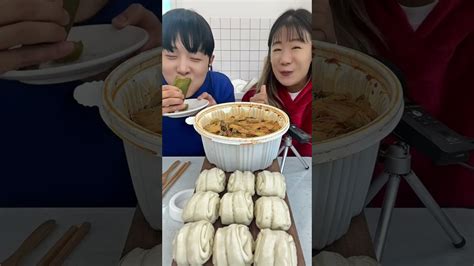 한판만 애호박 통째로 먹기 Anunu 아누누 Vs 먹스나 승리자는 누구 Shorts Asmr Youtube