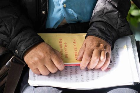 2022人物｜覆核王郭卓堅免針紙案勝訴成代表作 擬退下火線：再打落去終有一日坐監