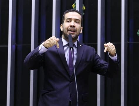 Eleições 2022 André Janones Presidente só age para se salvar e
