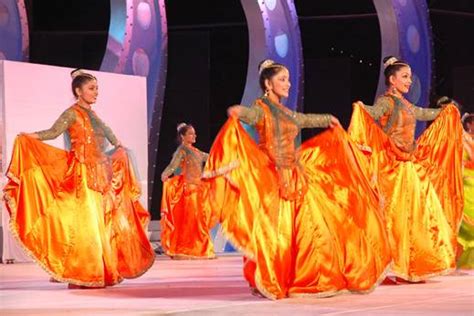 Free Images Online Bollywood Dance Moves Photos