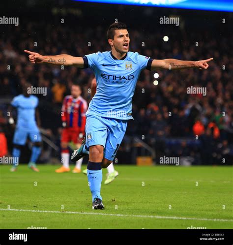 Manchester Uk 25th Nov 2014 Sergio Aguero Of Manchester City