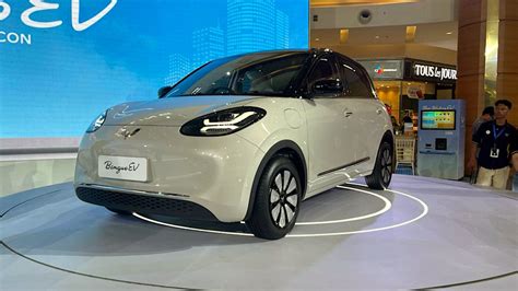 Foto Wuling Binguoev Mobil Listrik Pertama Di Indonesia Dengan Garansi Seumur Hidup