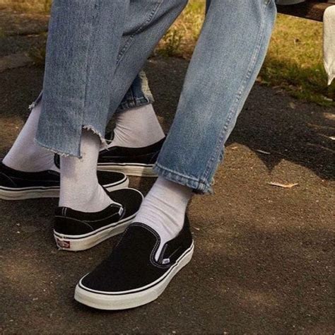 ลดอีก30 โค้ด Ddx30apr22 Vans Classic Slip On Black รองเท้า แวนส์