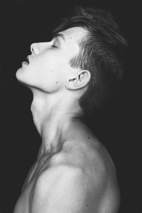 Adams Apple Фотографии
